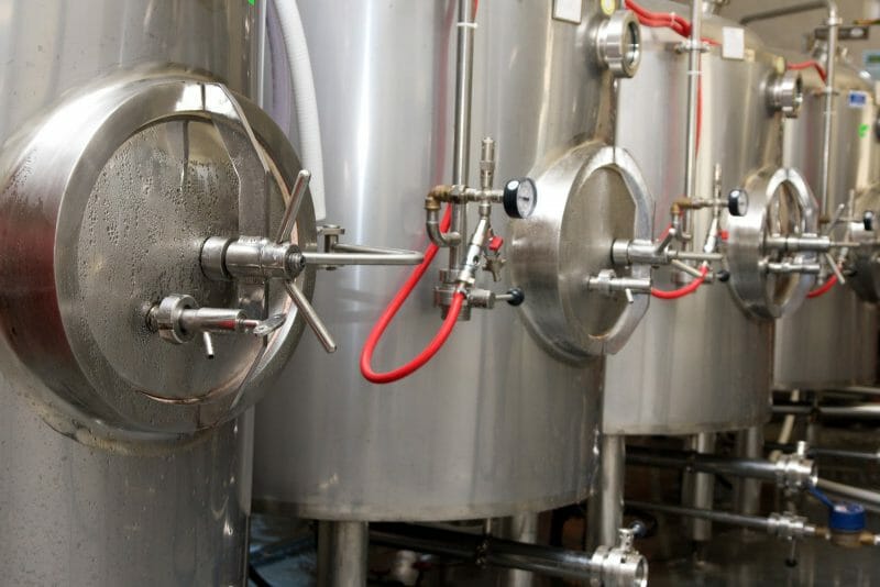 What Are the 5 Ways Breweries Benefit from Overhead Mixers?